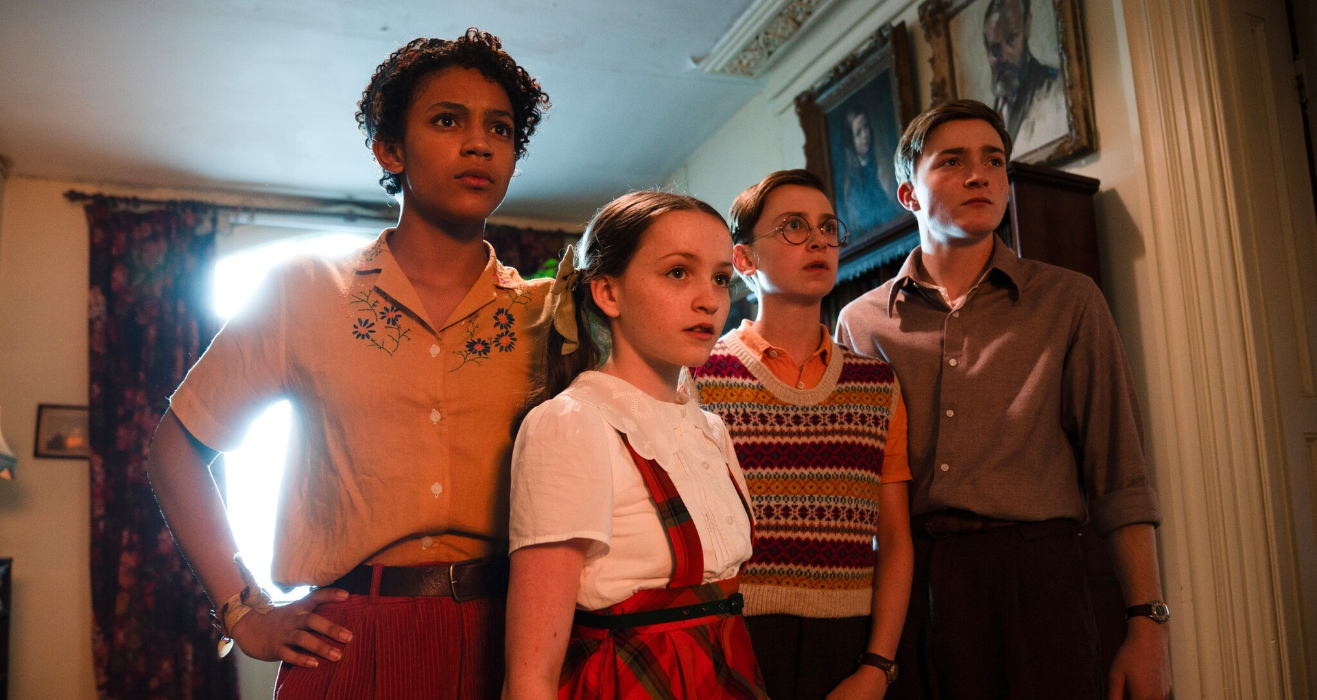 The Famous Five S02E01: Wes Anderson meets Enid Blyton - VARAgids - BNNVARA