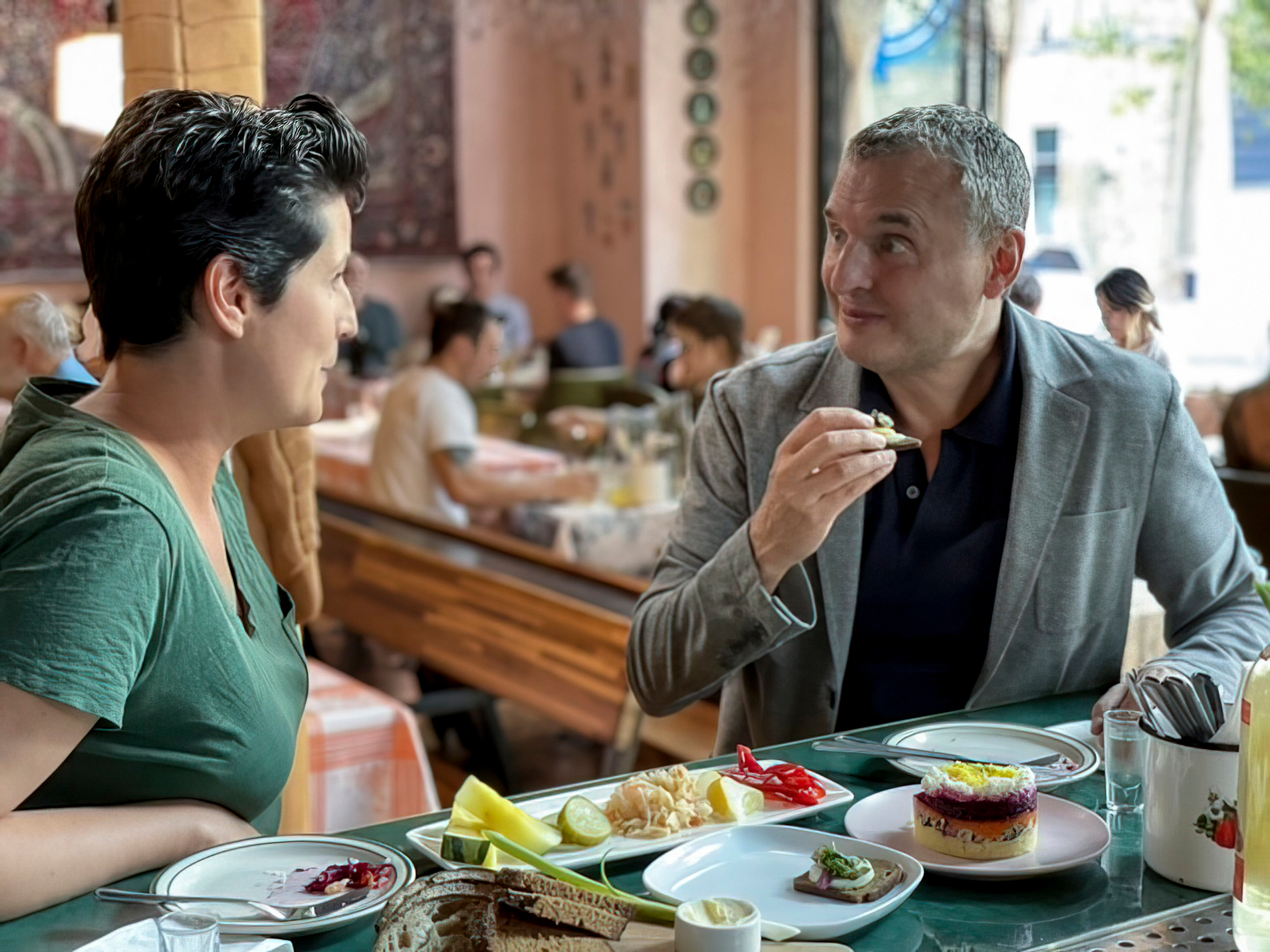 Somebody Feed Phil S05E01: smullen in Mexico - VARAgids - BNNVARA