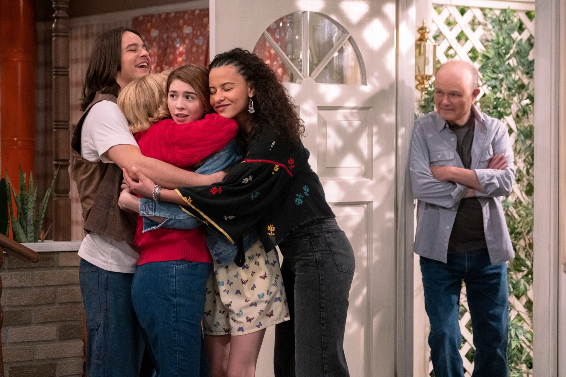 That '90s Show: opgesplitst tweede seizoen heeft data bij Netflix ...